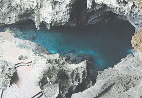 Cuevas Del Pomier Cuevas del Pomier, San Cristóbal, República ...